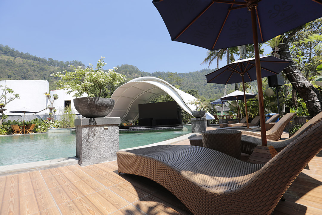 Songgoriti Hot Springs - Djalanin.com